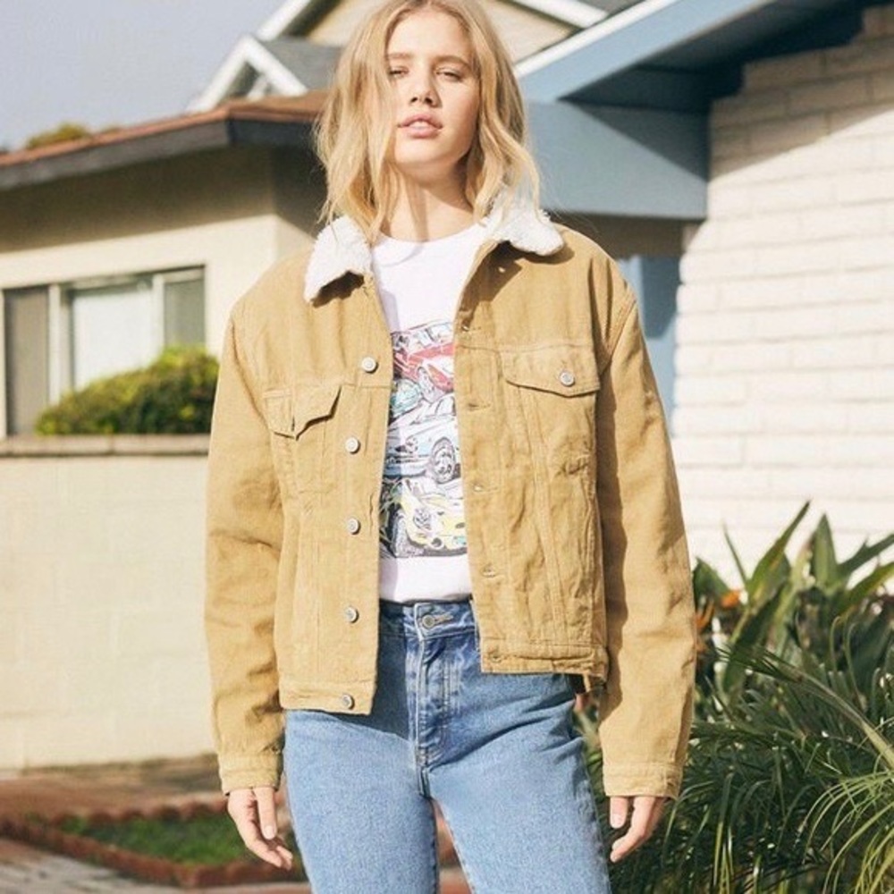 Brandy Melville Sherpa Lined Corduroy Jacket - Gem